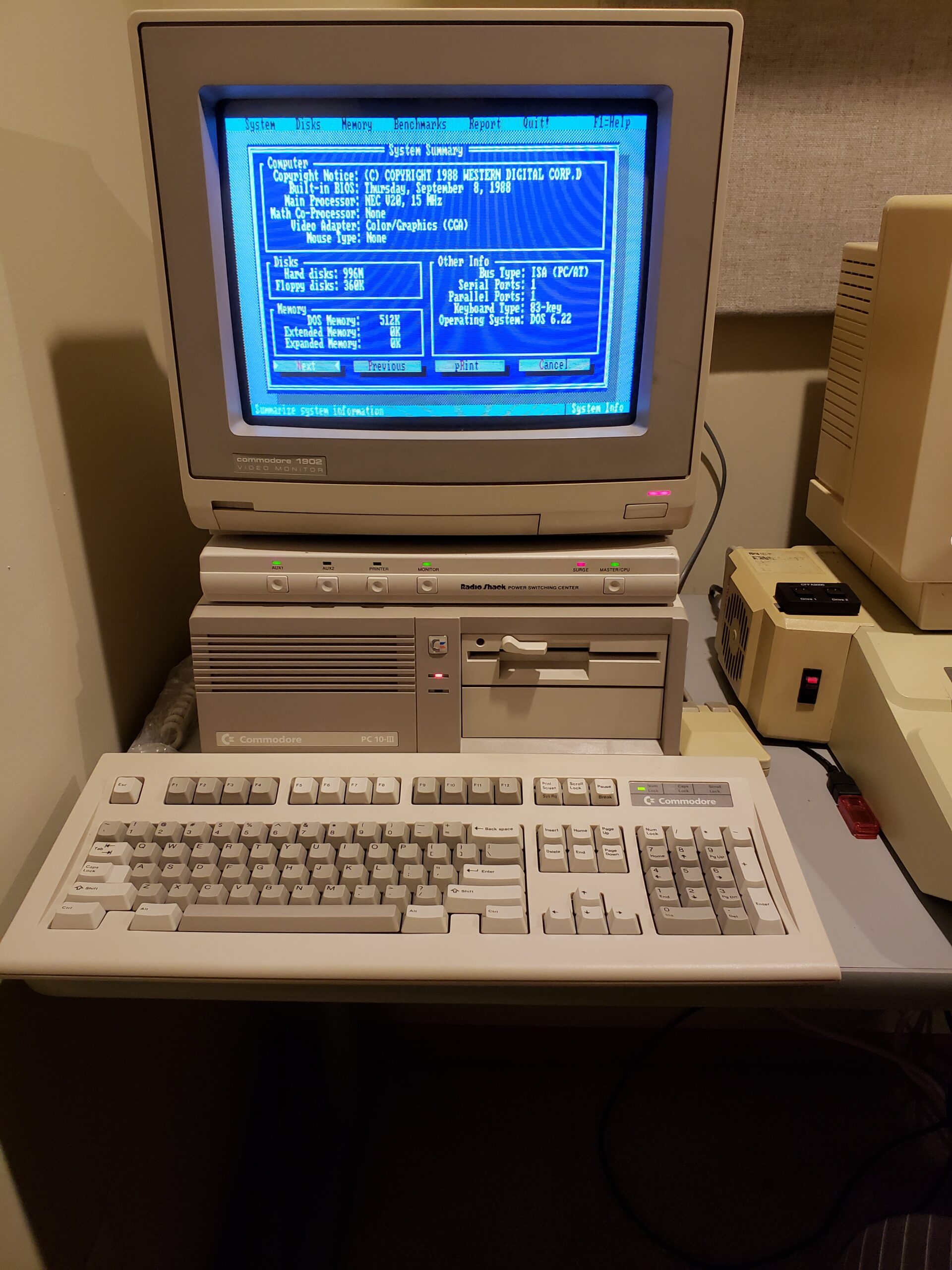 Commodore PC10-III - cloudscout.com